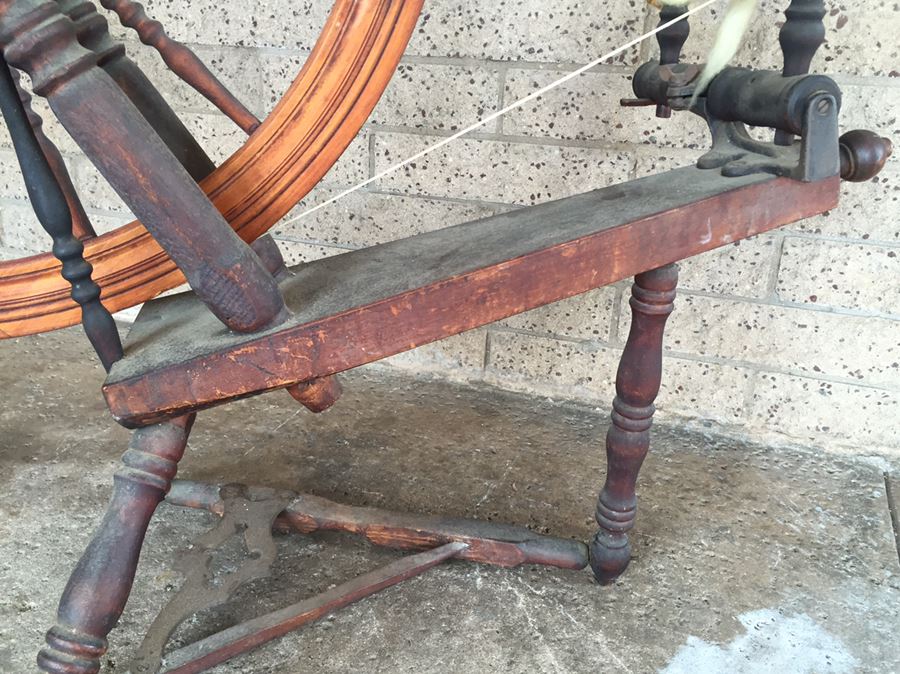 Antique Primitive Spinning Wheel 14 Spokes