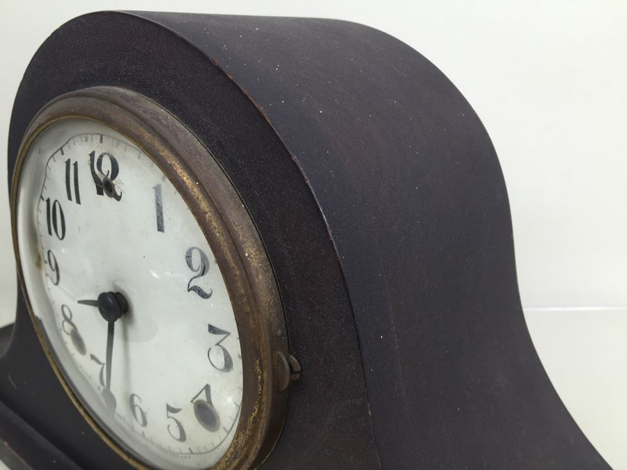 Mantle Clock By William L. Gilbert Clock Co. Winsted, Conn. U.S.A. With ...