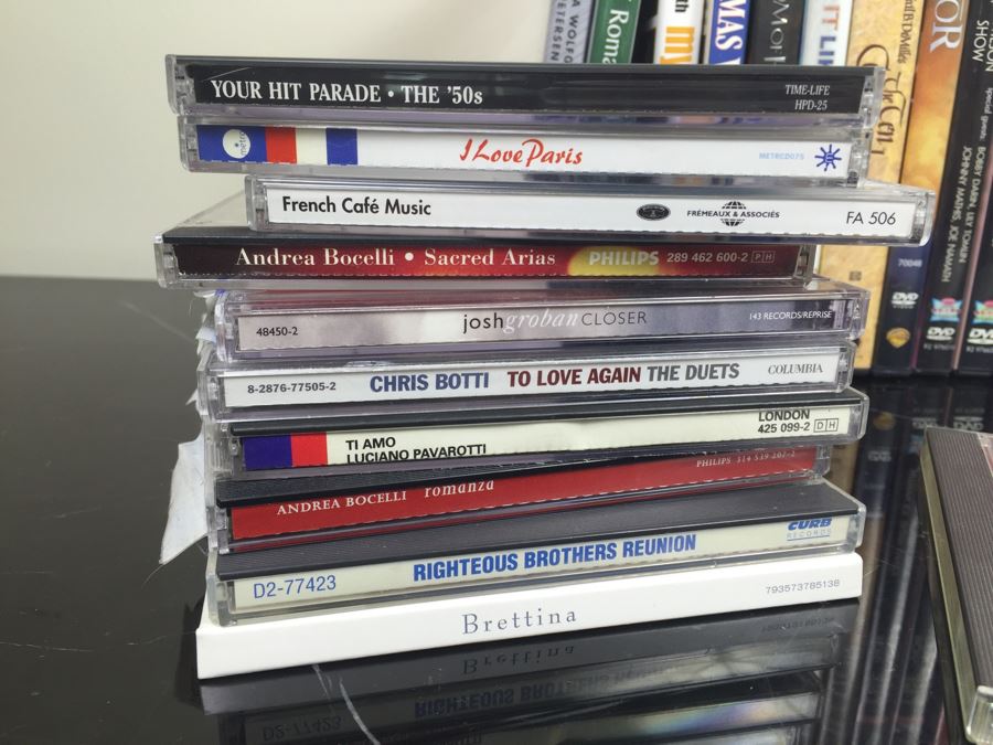 Move DVD And Music CD Lot