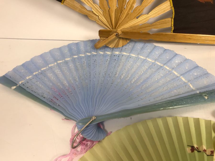 Vintage Asian Fan Collection With Set Of (3) Vintage Japanese Paper Dolls