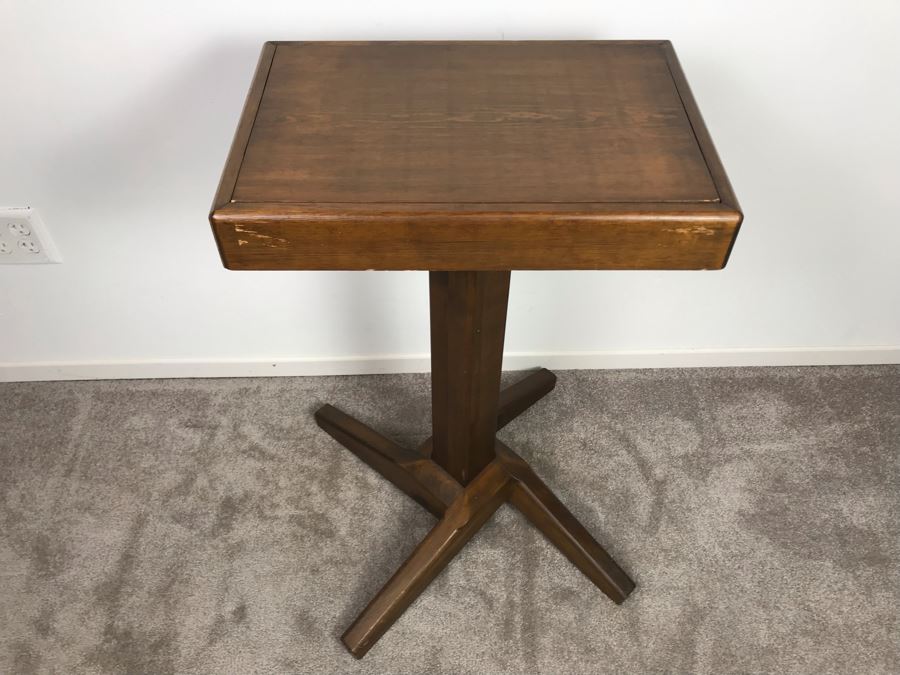 Vintage Wooden Dictionary Stand 2 8 H X 19 W X 12 D Vintage Wooden Dictionary Stand 2 8 H X 19 W X 12 D