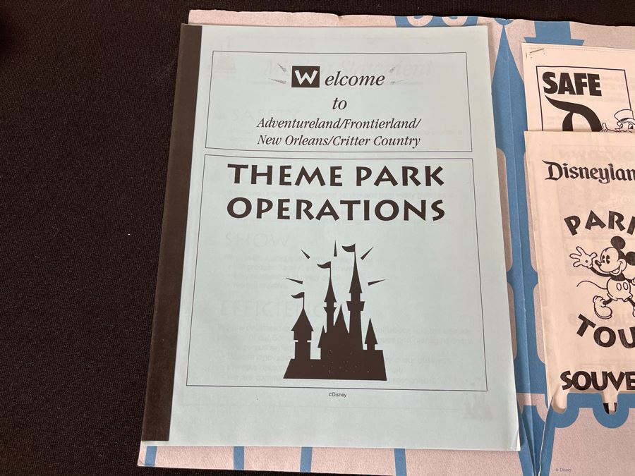 Disneyland Ephermera Theme Park Operations New Hire Orientation Folder 1994