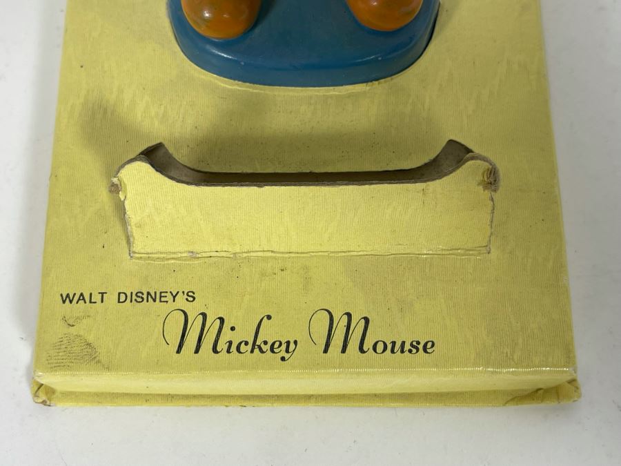 Vintage Walt Disney’s Mickey Mouse Store Watch Display 6H