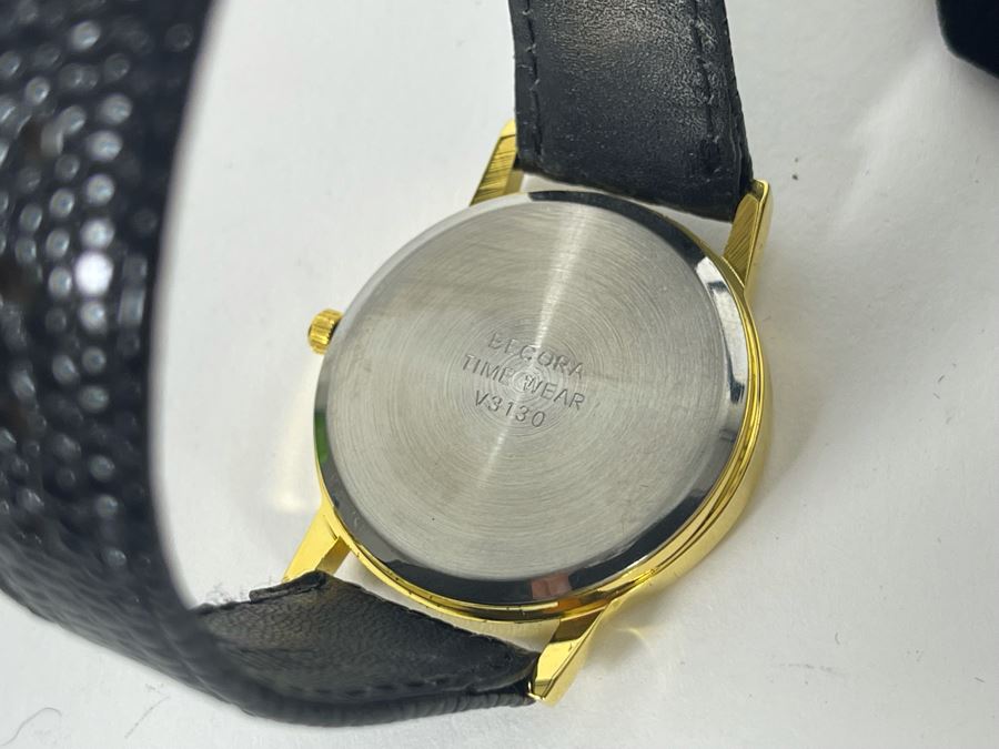 Limited Edition Disney Rocketeer Watch And Disneyland The Lion King Watch