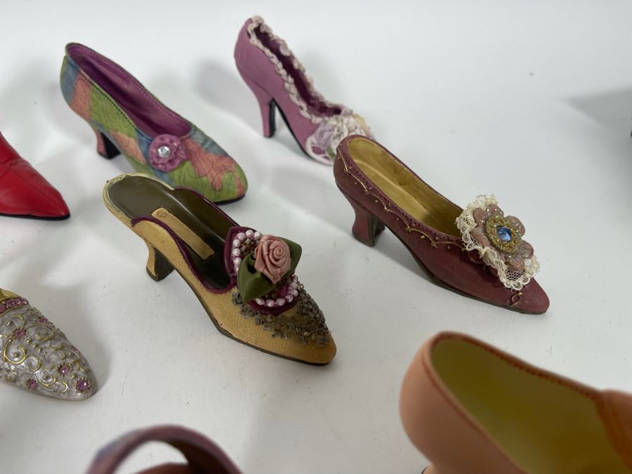 JUST ADDED - Large Collection Of Miniature Shoes Figurines Just The ...
