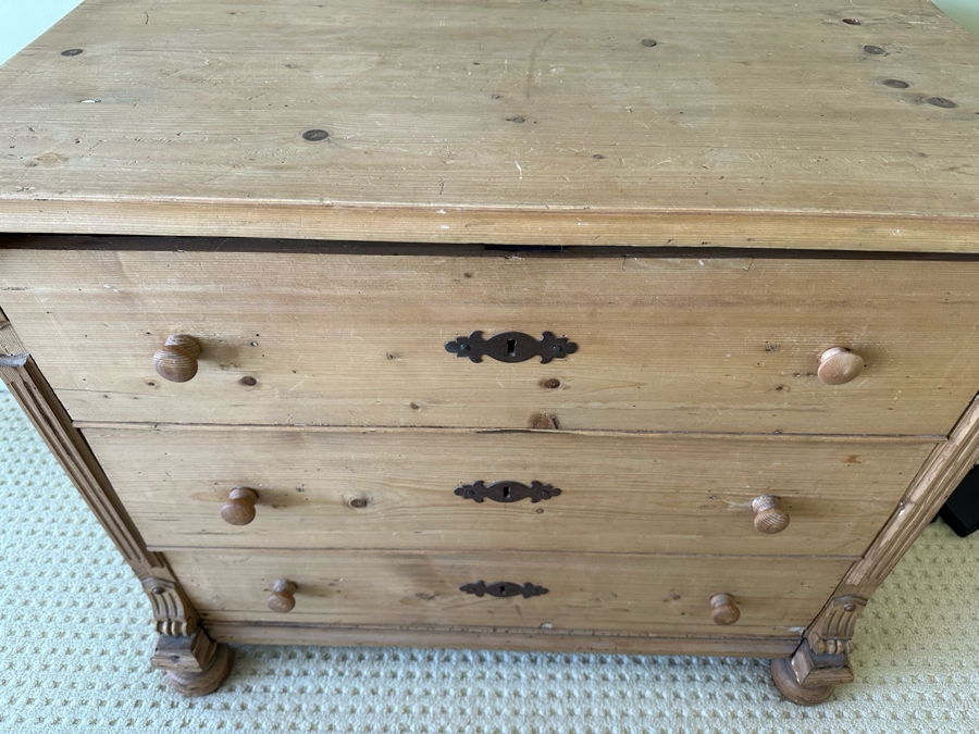 Antique Pine Chest Of Drawers Dresser 40W X 21D X 32H
