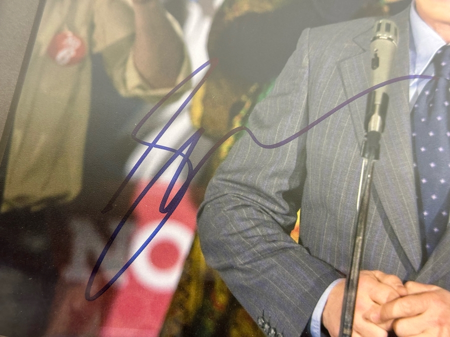 Signed Sean Penn 8 X 10 Photograph Framed With Authentication 12 X 10.5