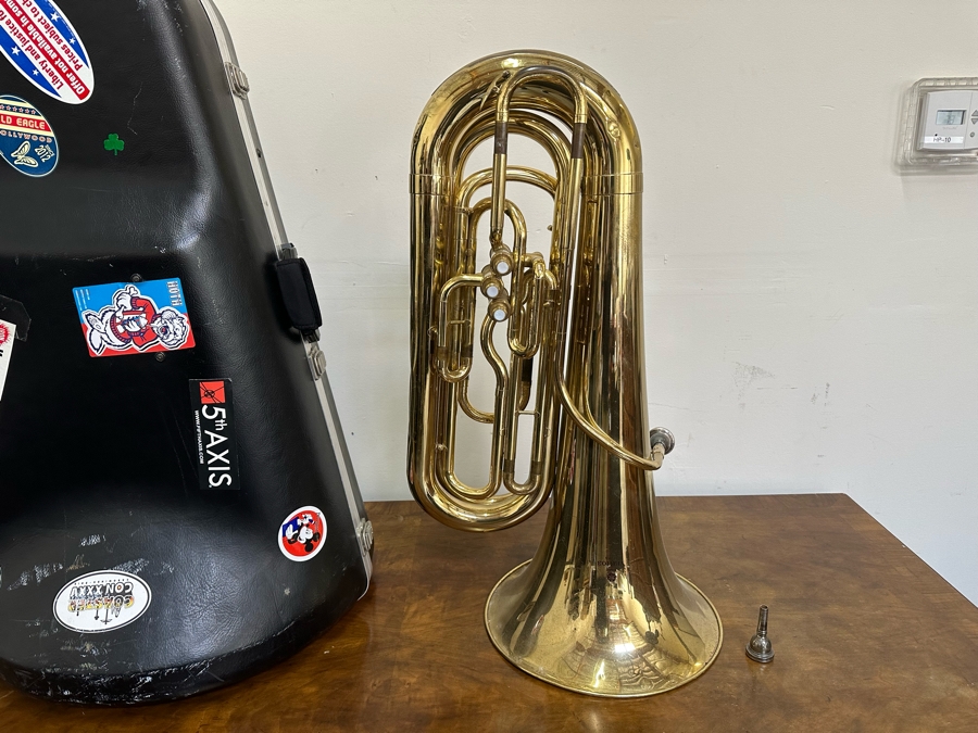YAMAHA YBB103 Tuba With Hard Shell Case Made In Japan