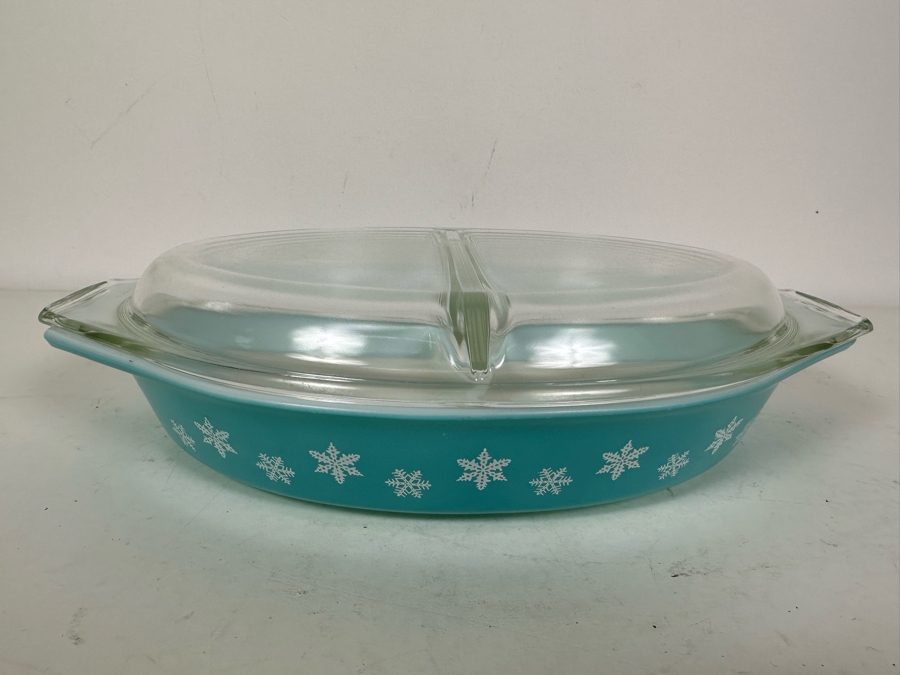 Vintage Pyrex Turquoise Snowflake Design 1 1/2 Quart Divided Casserole ...