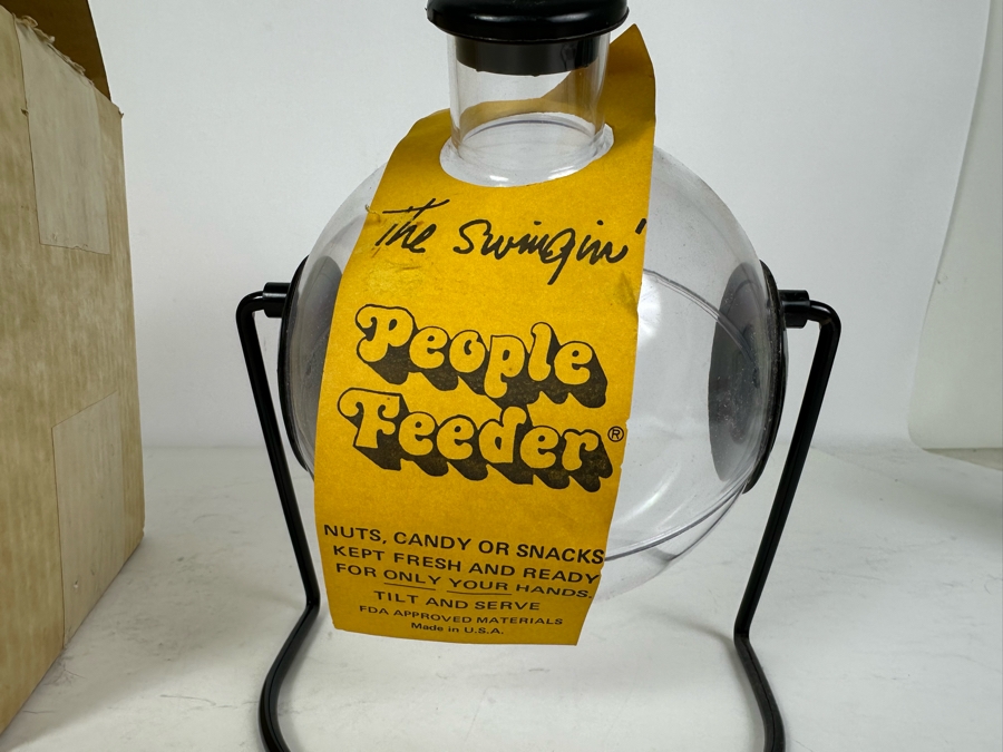 Vintage Swingin' People Feeder New with Box