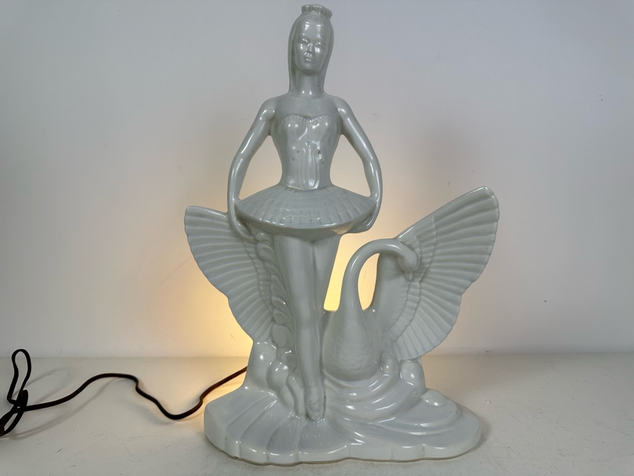 Vintage 1959 MCM Lane & Co Van Nuys CA White TV Lamp Swan Lake ...