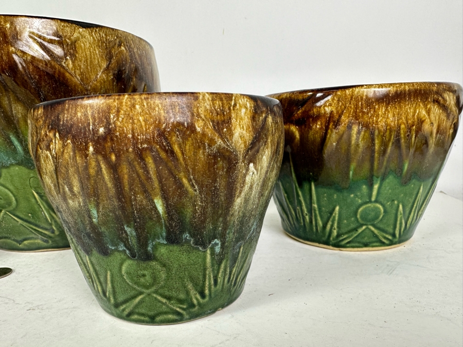 Vintage RRP Co USA Pottery Flower Pots - 5 Pots Ranging From 9'H To 4'H