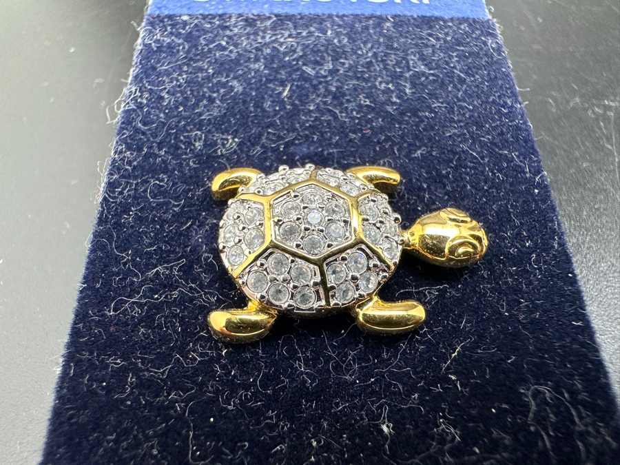 Swarovski Crystal Turtle Brooch Pin