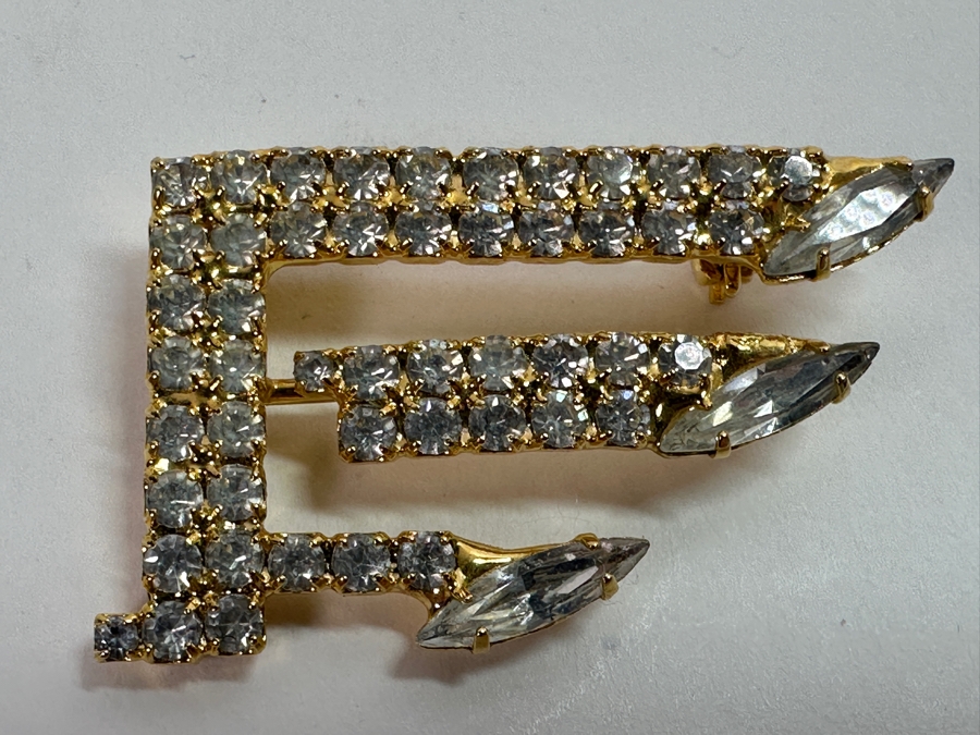 Vintage Bauer Brooch Pin
