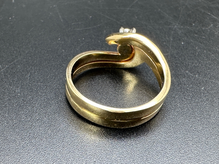 14k Gold Diamond Ring With 3.2mm Round Diamond (Est. .15-.18ct) Size 7 4.5g Retails $1,200