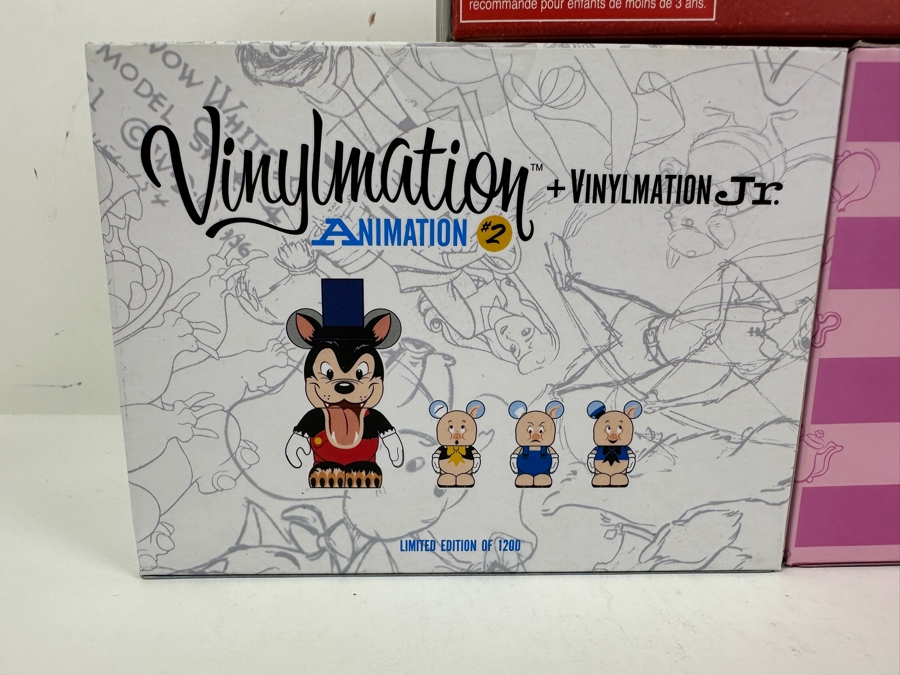 New In Box Vinylmation Vinyl Figurine Sets: (1) Disney Set Limited To ...