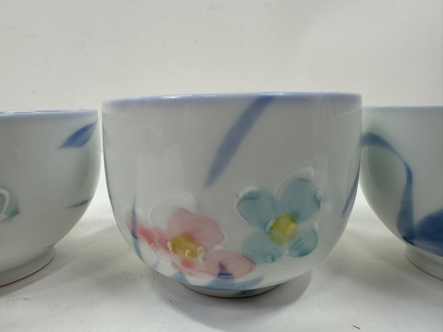 (4) Vintage Japanese Porcelain Tea Cups with Hand Painted Floral Design ...